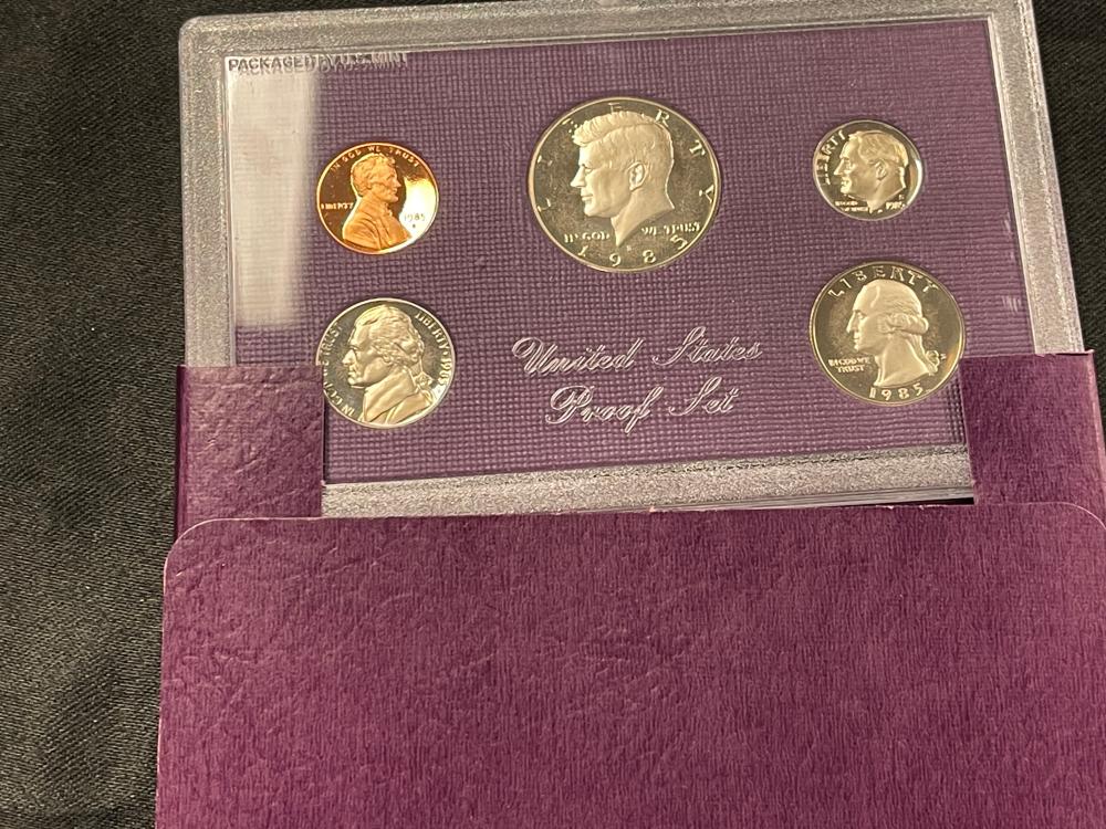 Lot - 1985 US MINT PROOF SET