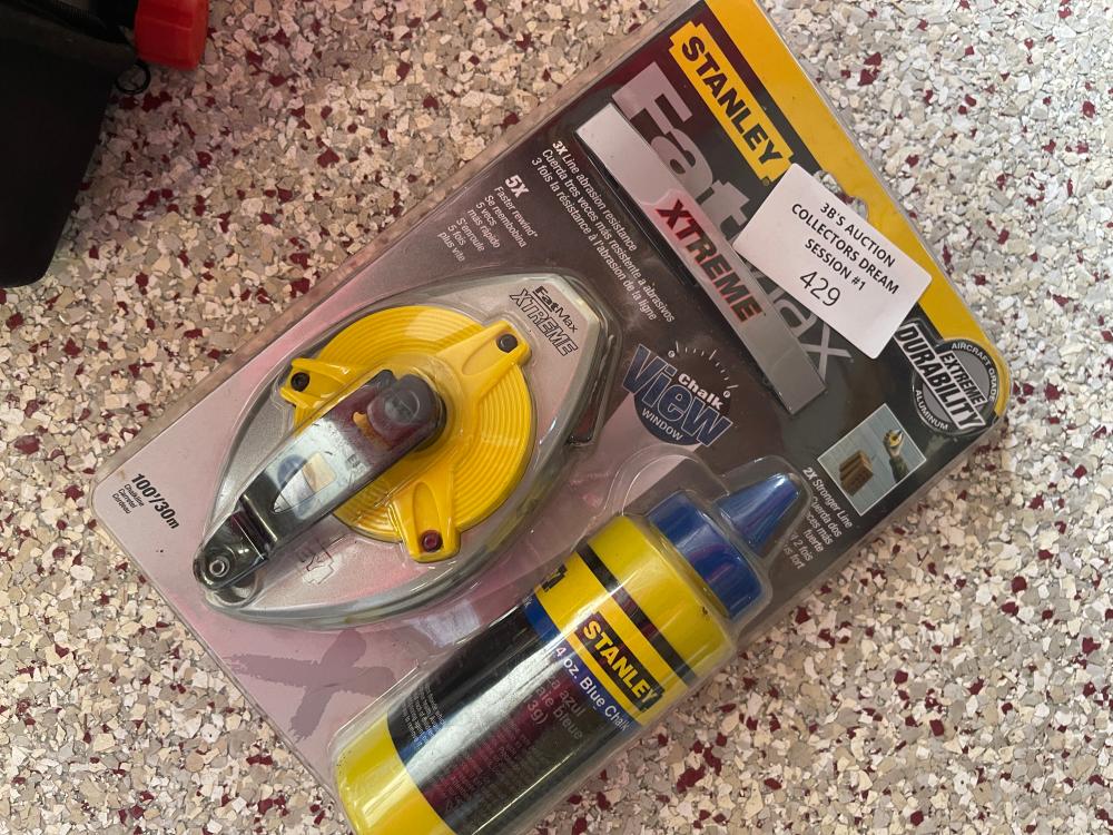 Lot - stanley fat max chalk line set