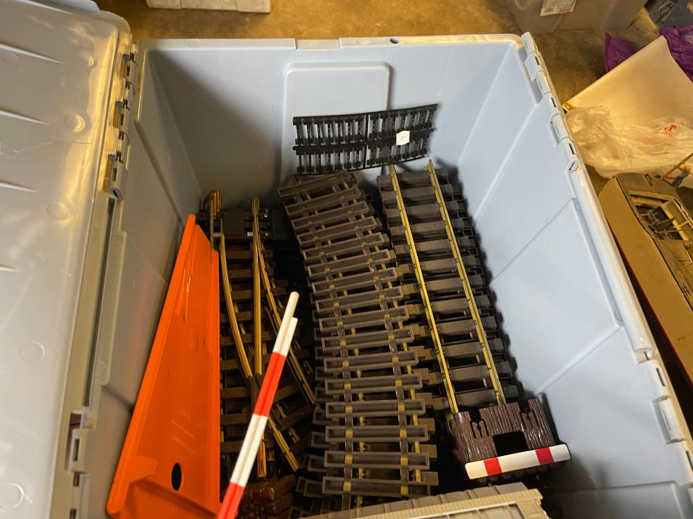 Lot - Tote full of G scale track and crossings