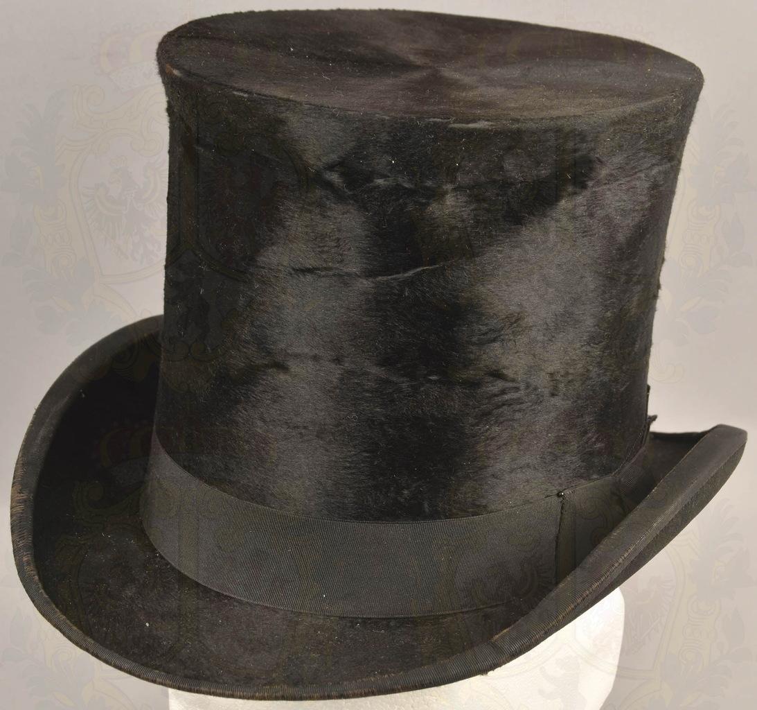Sold Price: Zylinder mit Hutkoffer - Top hat with hat case made 1860 ...