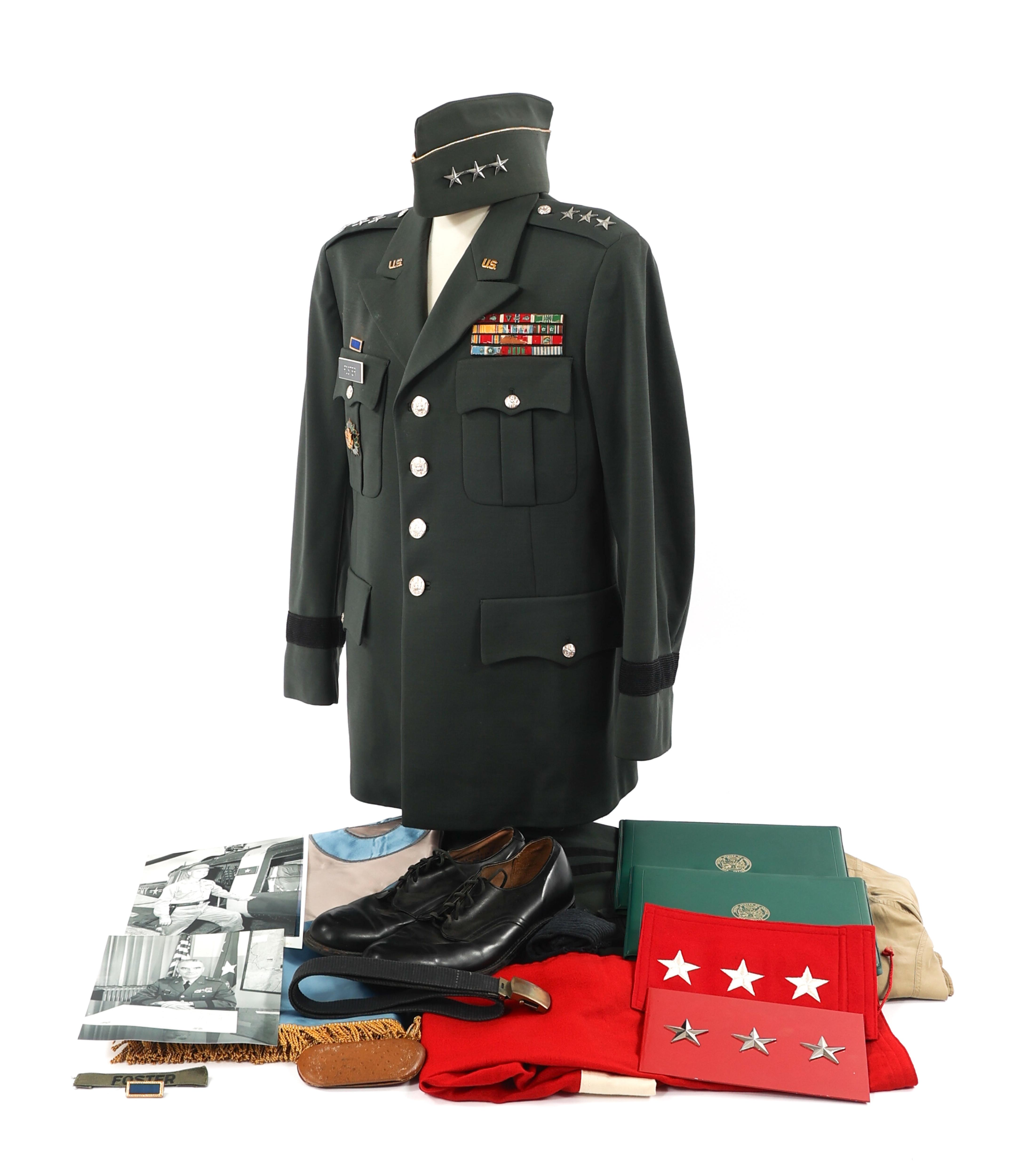 At Auction: VIETNAM WAR US ARMY LT. GENERAL R. FOSTER GROUPING