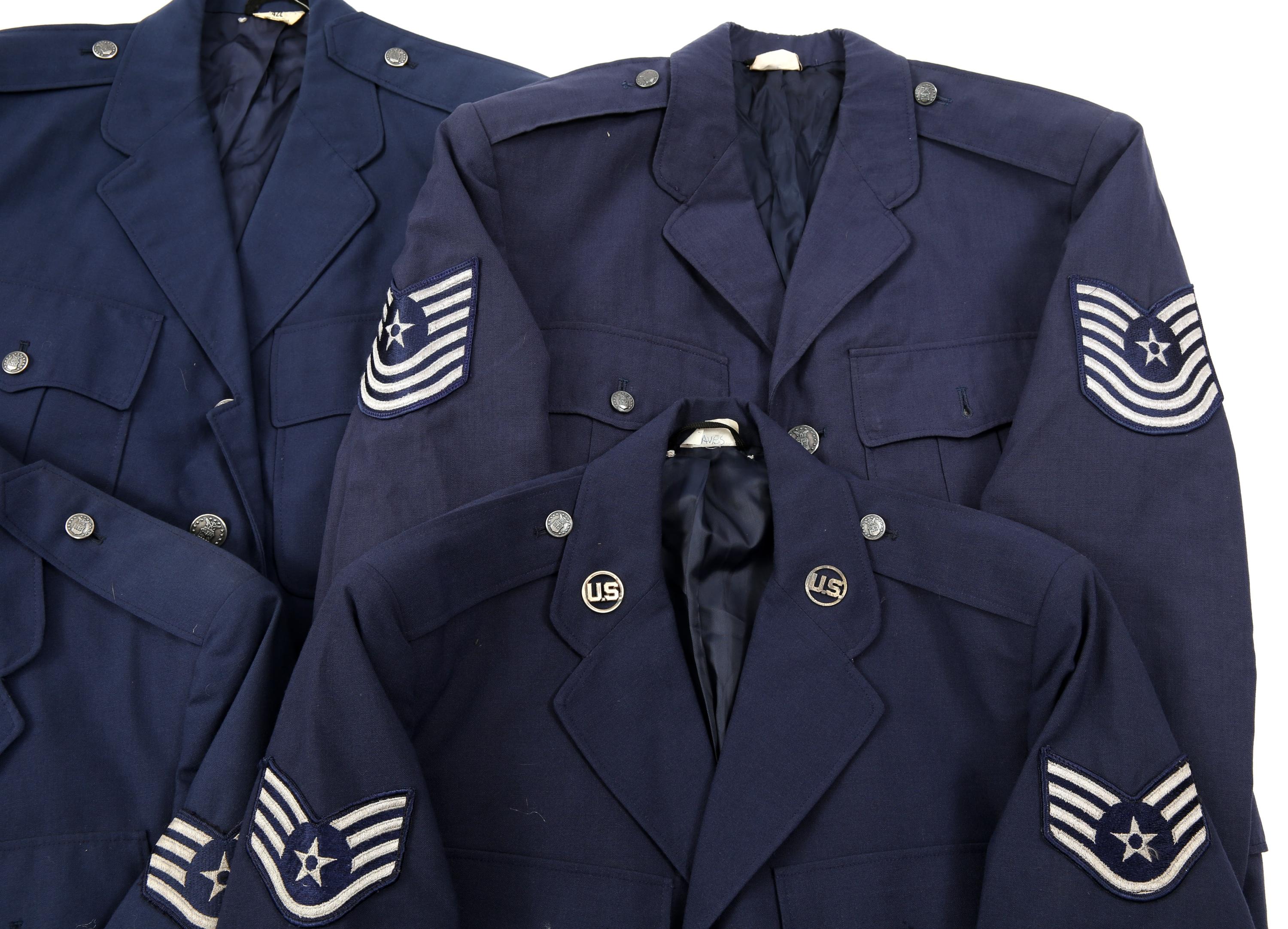 Sold Price: US AIR FORCE ENLISTED / NCO DRESS BLUE UNIFORM LOT ...