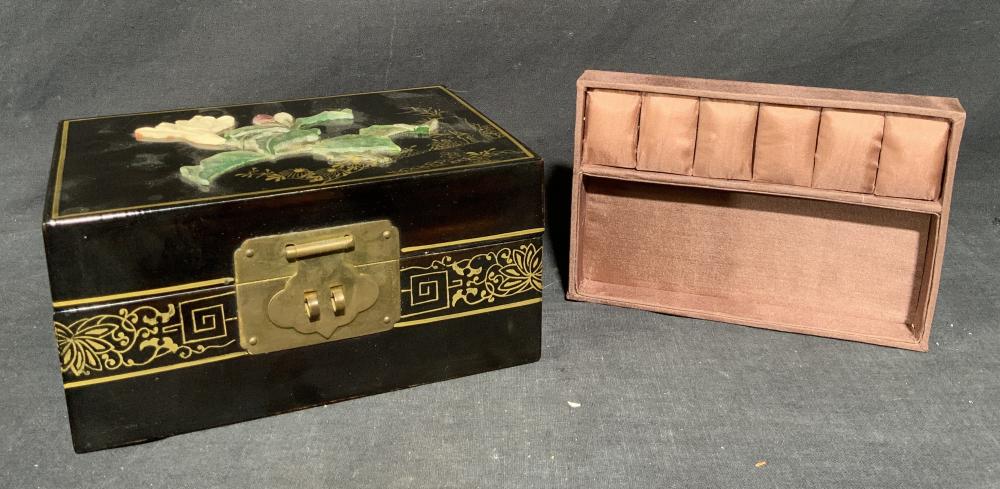Bid Now: Asian Style Floral Motif Jewelry Box - January 3, 0122 10:00 ...
