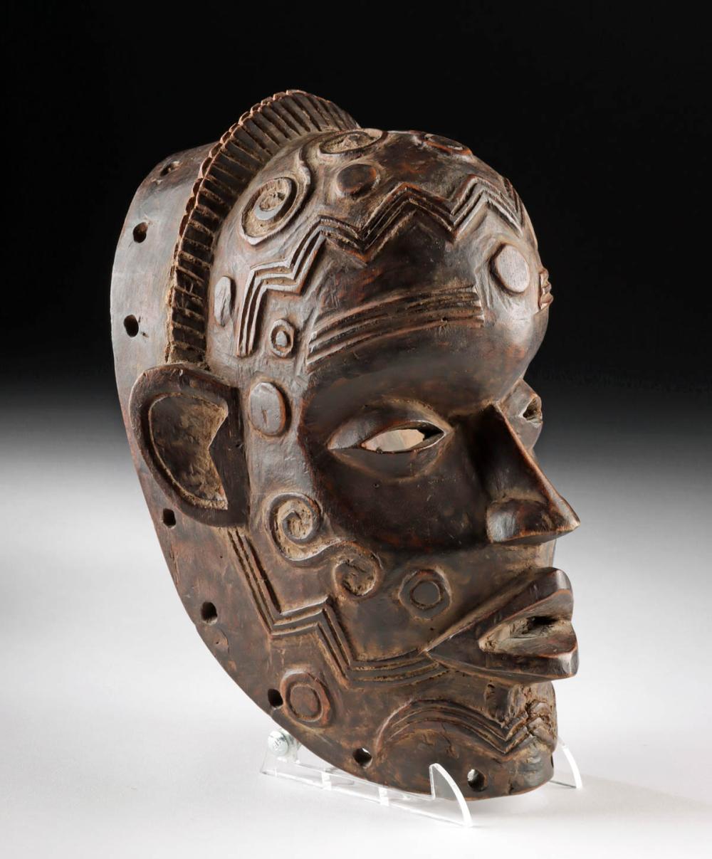 Sold at Auction: Exhibited Rare African Lulua Wood Scarification Mask