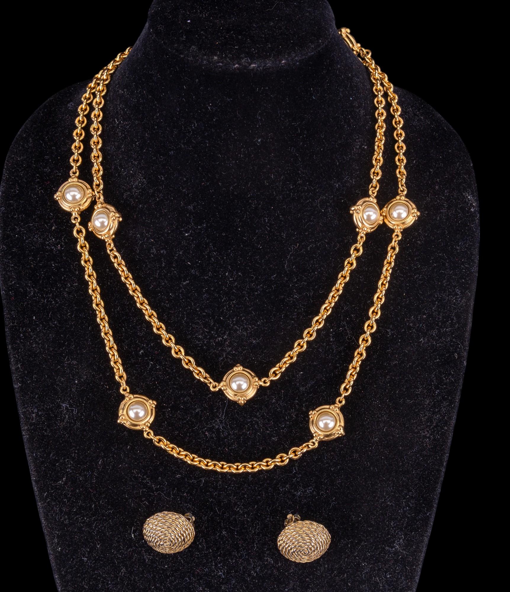Lot - Vintage Carolee Jewelry