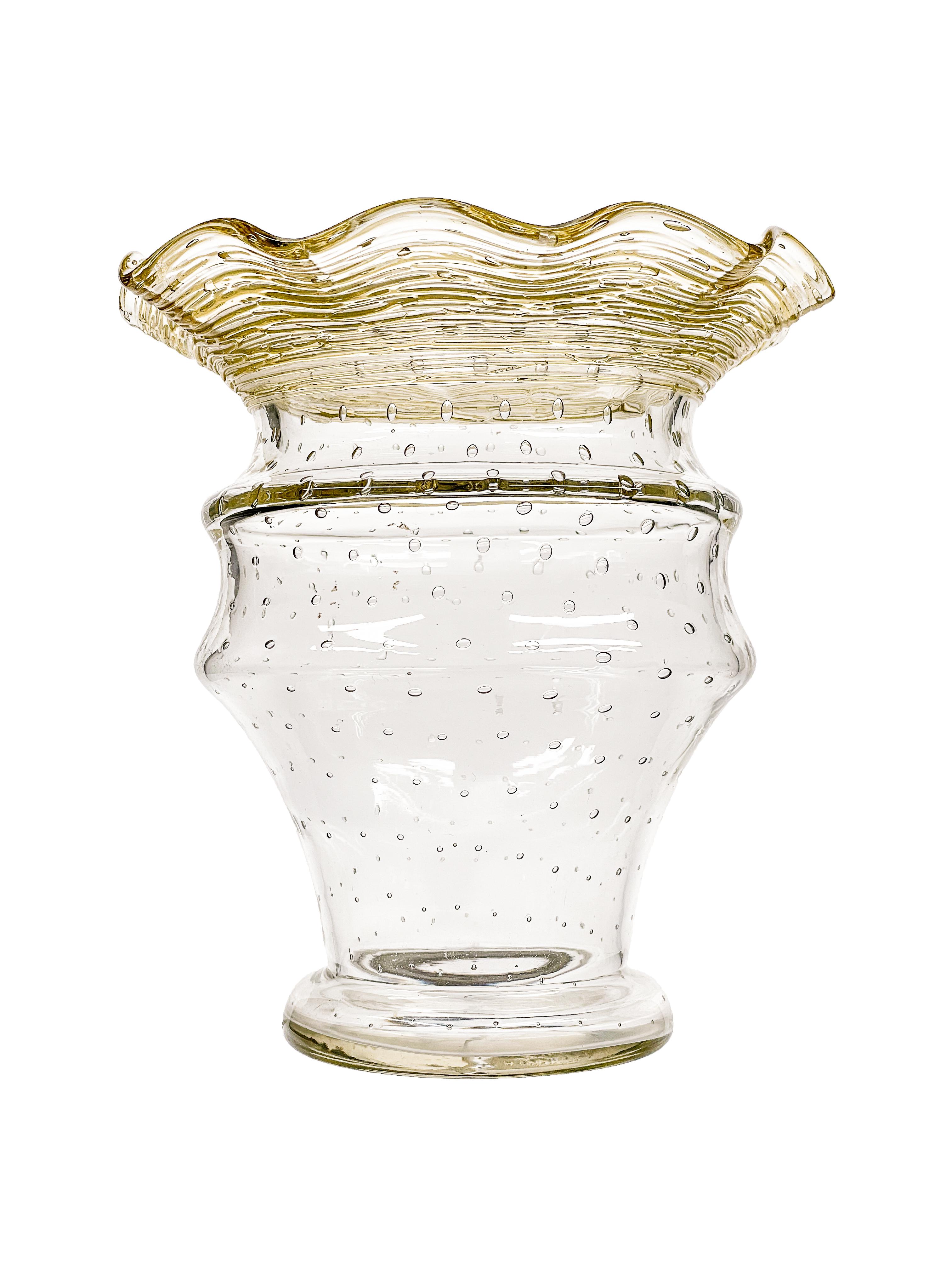 Lot - H.C. FRY GOLD THREADED CONTROLLED BUBBLE RUFFLED ART GLASS VASE