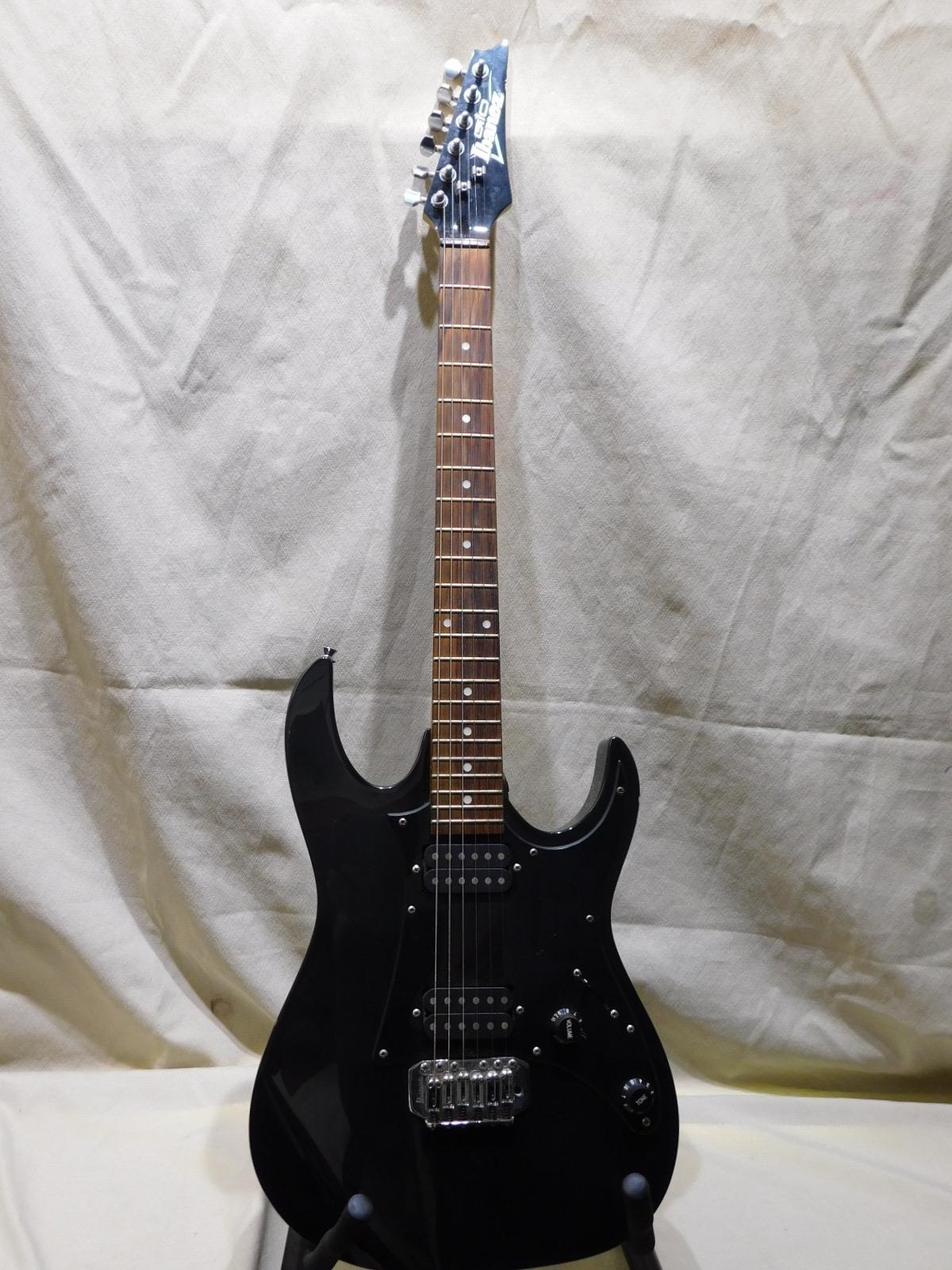 Lot - Ibanez Gio GS100711241 Electric Guitar
