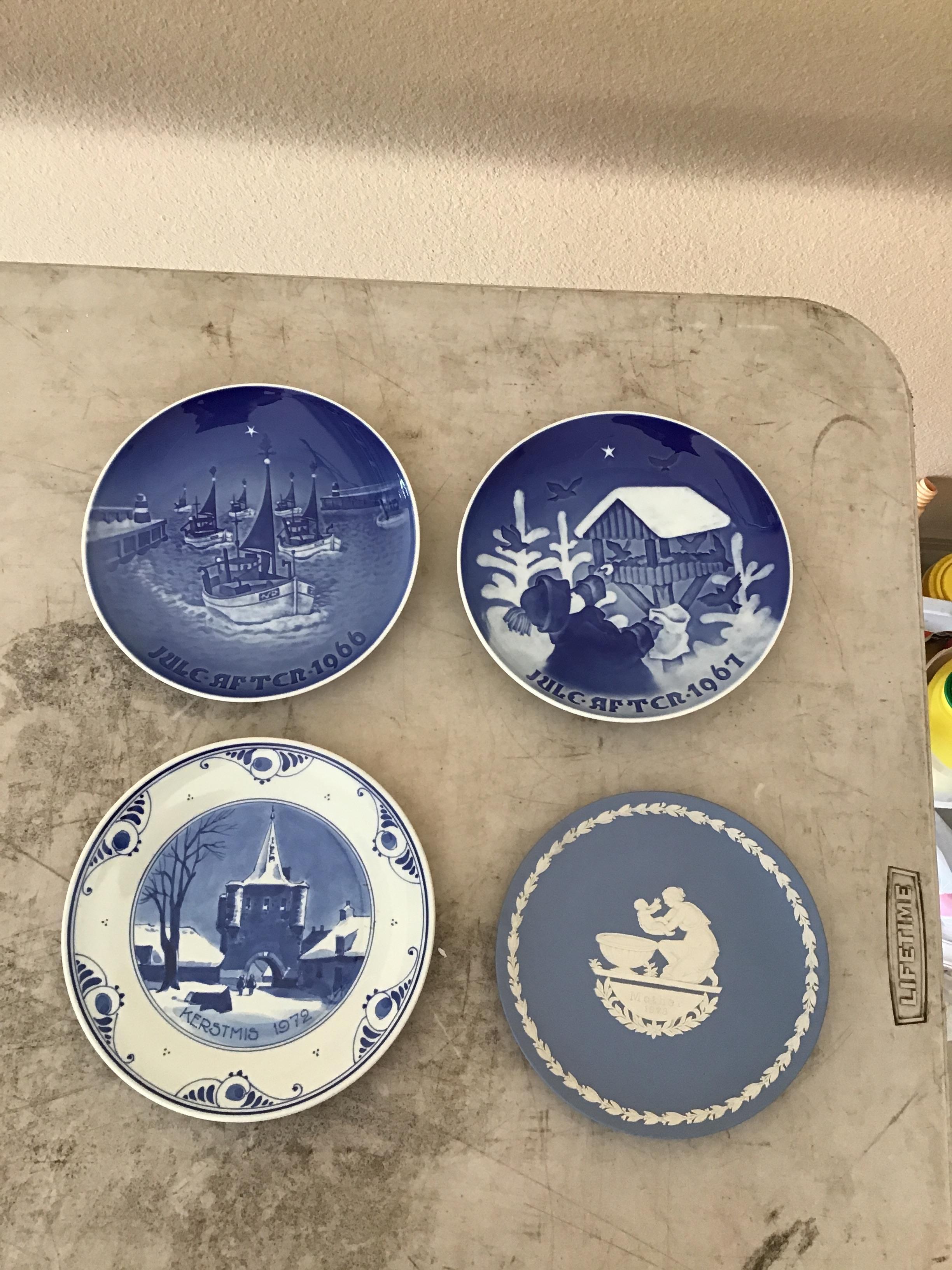 Collectible plates