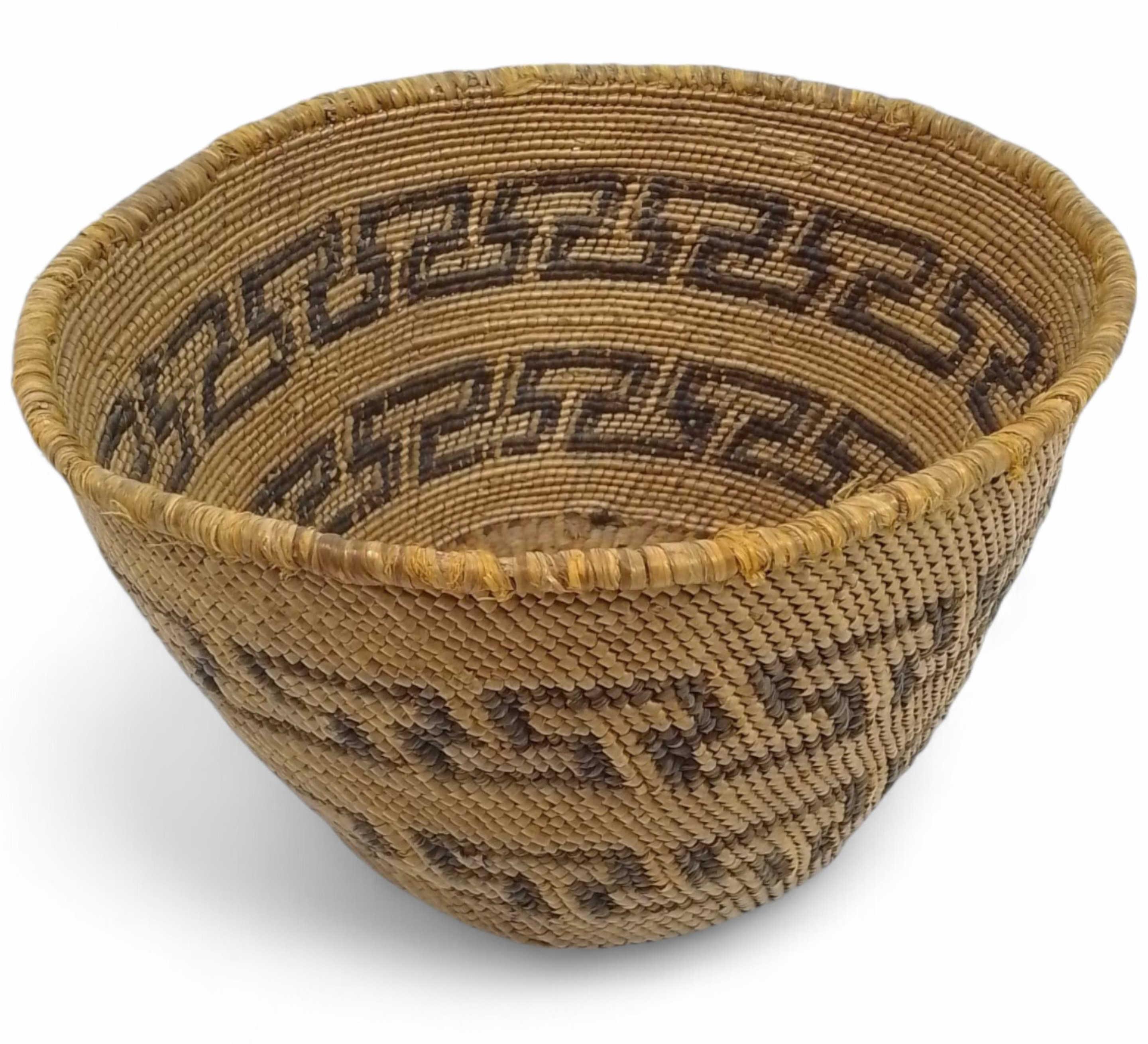 Lot - Native American Northwest Cooking Basket