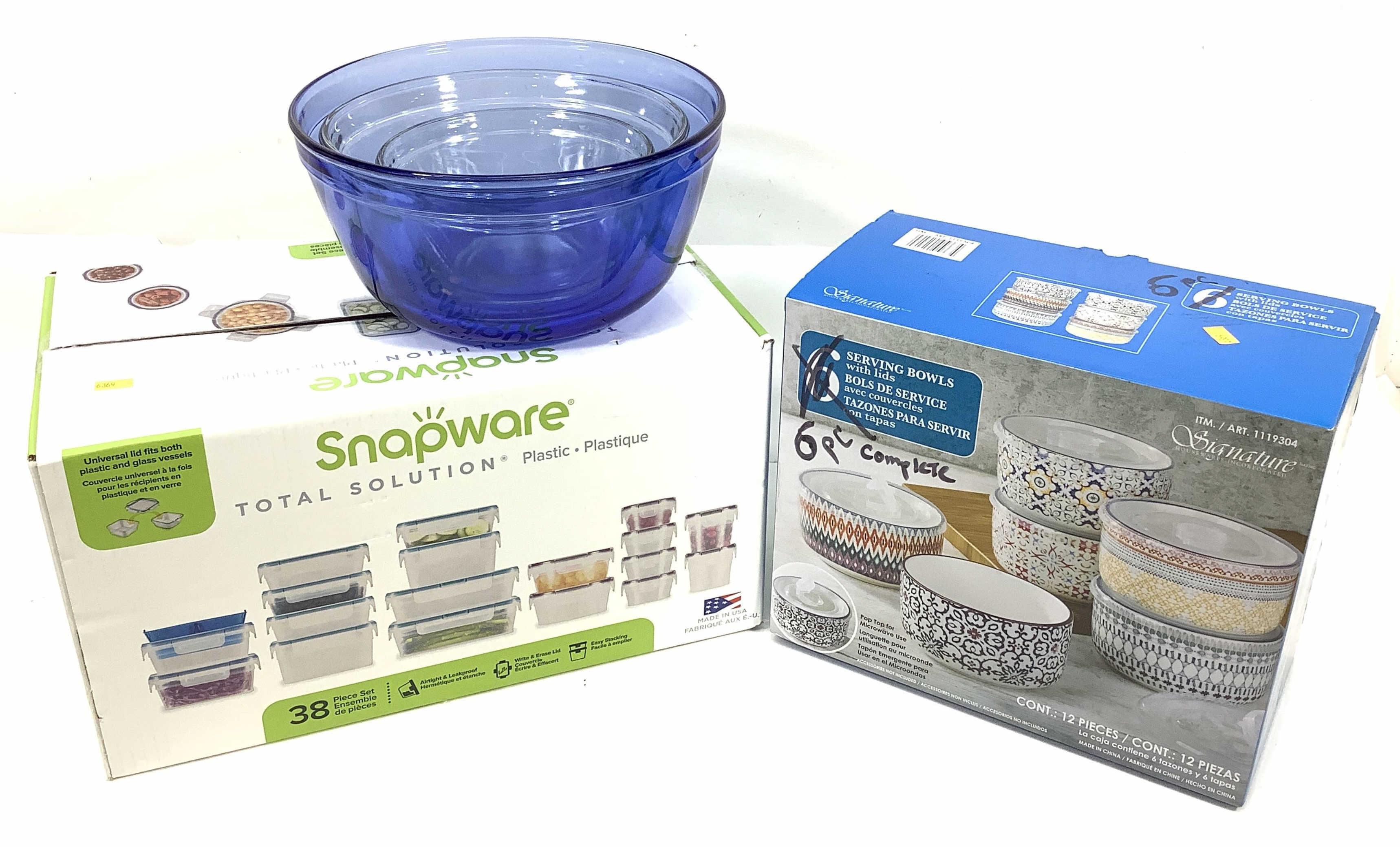 Lot - Snapware, Signature Serving Bowls, Glass Mixing
