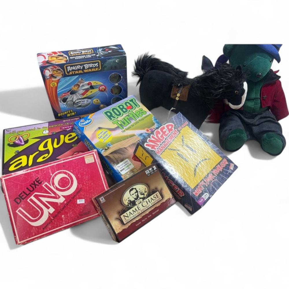 Lot - DISNEY STORE PIXAR BRAVE ANGUS MERIDA'S HORSE