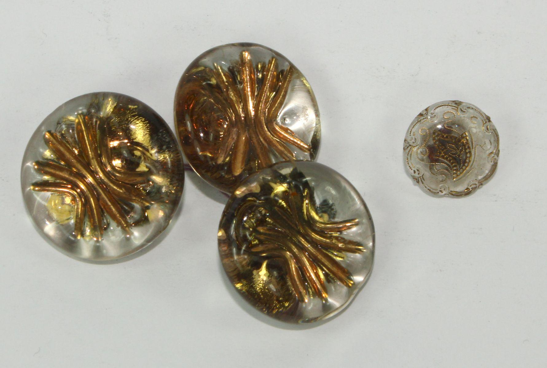 Lot - Vintage Glass Buttons (4 buttons)