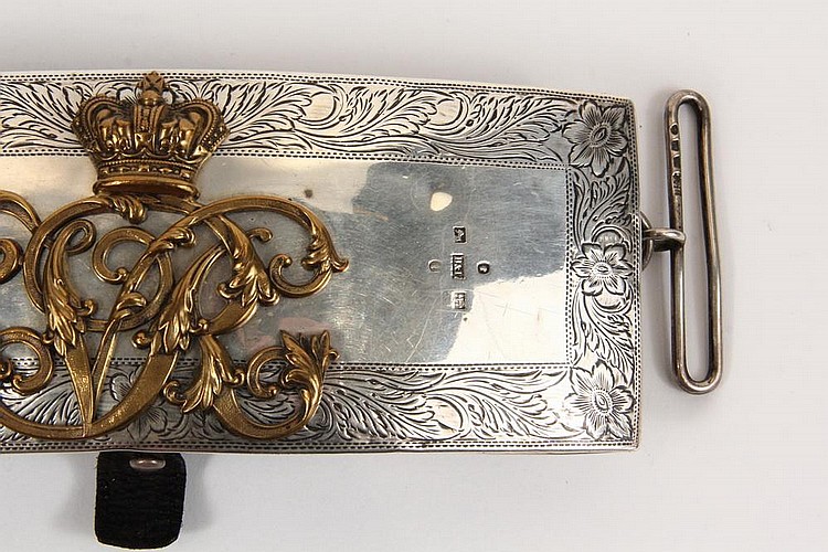 Lot - BRITISH ARMY STERLING SILVER CARTRIDGE BOX - Victorian Full Dress ...